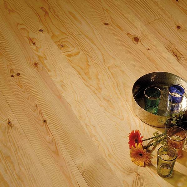 Parquet brut Pin Maritime avec petits noeuds pour l'intérieur - 140 ...
