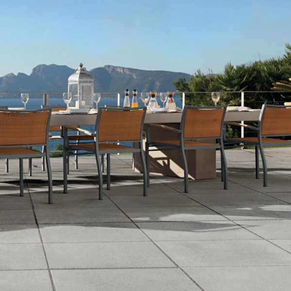 Dalle extérieure en béton décoratif Calanco T7 à coloris variable